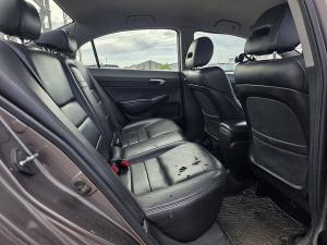 Grey Honda Civic 2009 in Tallinn, with an engine capacity of 1.30 L and mileage of 292 thousand km for 1199 €, photo 7 on AUTOMOTO.COM.LV