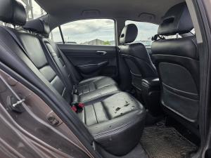 Grey Honda Civic 2009 in Tallinn, with an engine capacity of 1.30 L and mileage of 292 thousand km for 1199 €, photo 13 on AUTOMOTO.COM.LV
