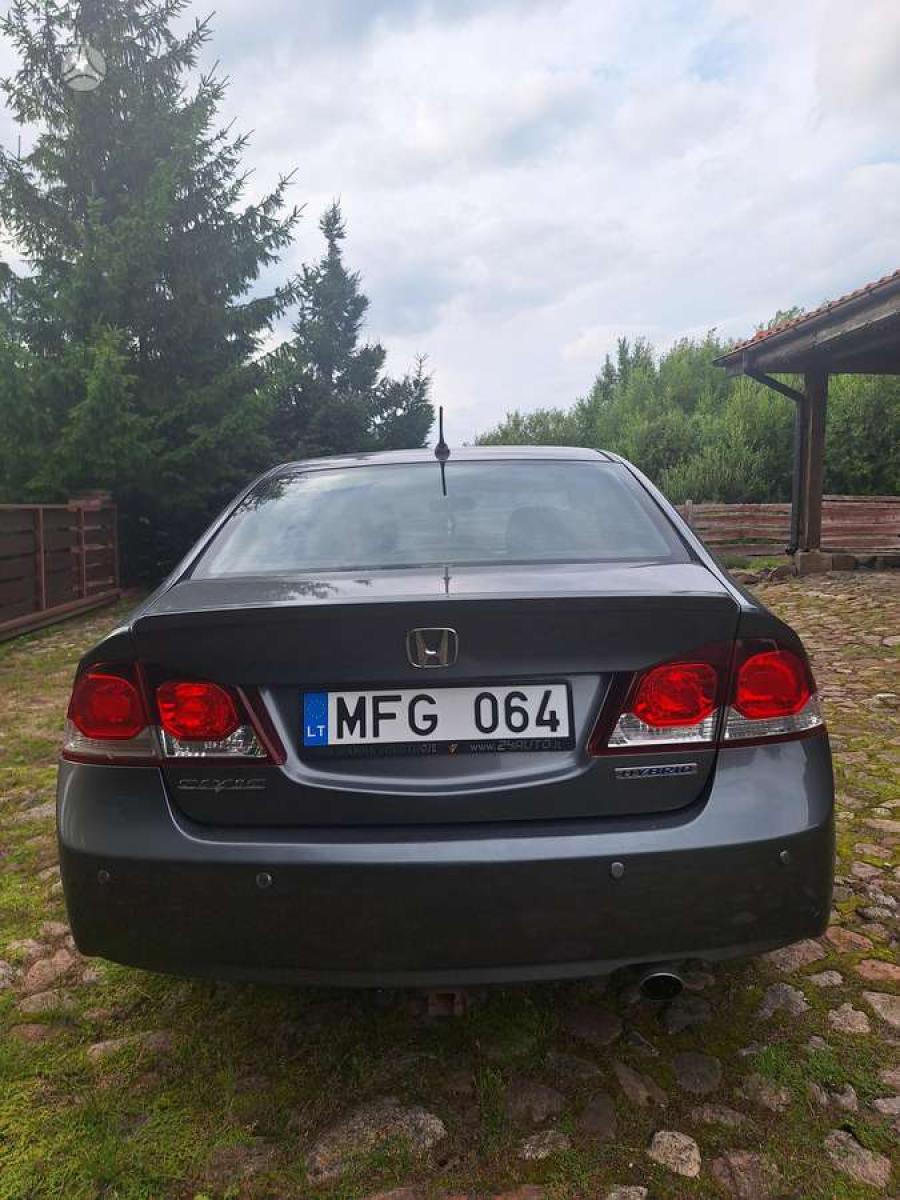 Pelēks Honda Civic 2009 Klaipėda, ar dzinēja tilpumu 1.34 L un nobraukumu 274 tūkst. km par 3200 €, foto 6 vietnē AUTOMOTO.COM.LV