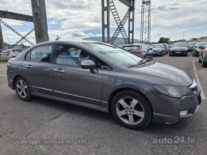 Pelēks Honda Civic 2009 Tallina, ar dzinēja tilpumu 1.30 L un nobraukumu 292 tūkst. km par 999 €, foto  vietnē AUTOMOTO.COM.LV