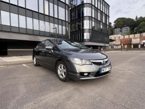 Pelēks Honda Civic 2009 Kauņa, ar dzinēja tilpumu 1.34 L un nobraukumu 255 tūkst. km par 2600 €, foto  vietnē AUTOMOTO.COM.LV