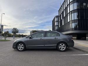 Pelēks Honda Civic 2009 Kauņa, ar dzinēja tilpumu 1.34 L un nobraukumu 255 tūkst. km par 2600 €, foto 5 vietnē AUTOMOTO.COM.LV