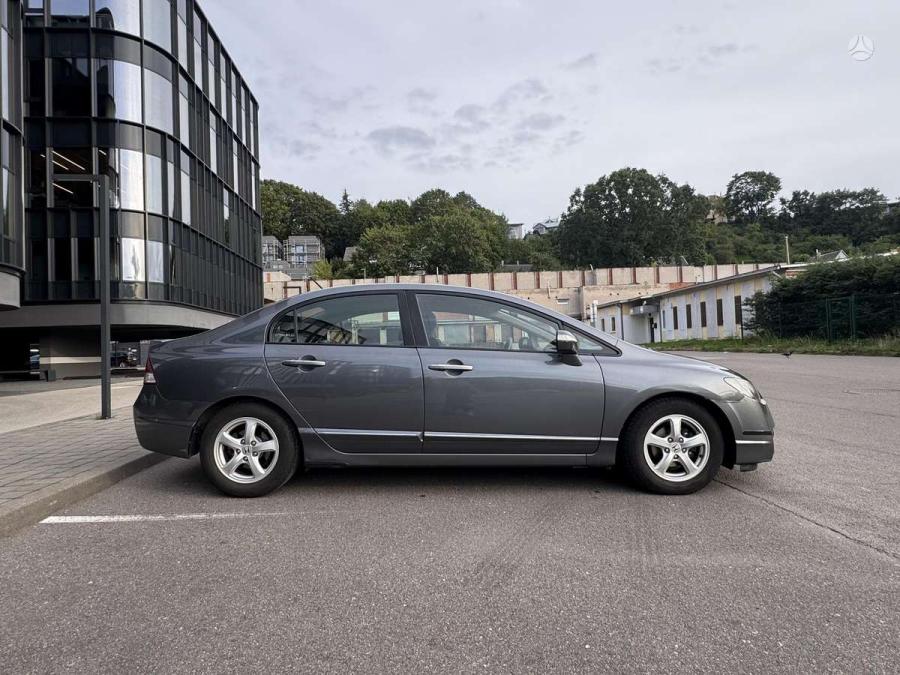 Pelēks Honda Civic 2009 Kauņa, ar dzinēja tilpumu 1.34 L un nobraukumu 255 tūkst. km par 2600 €, foto 8 vietnē AUTOMOTO.COM.LV