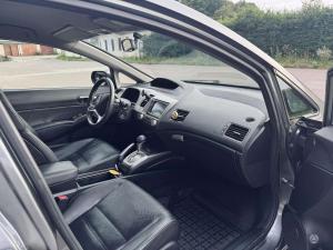 Pelēks Honda Civic 2009 Kauņa, ar dzinēja tilpumu 1.34 L un nobraukumu 255 tūkst. km par 2600 €, foto 9 vietnē AUTOMOTO.COM.LV