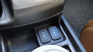 Grey Honda Civic 2010 in Vilnius, with an engine capacity of 1.40 L and mileage of 254 thousand km for 3300 €, photo 16 on AUTOMOTO.COM.LV