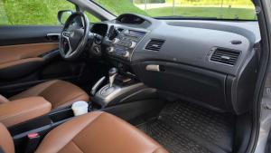 Grey Honda Civic 2010 in Vilnius, with an engine capacity of 1.40 L and mileage of 254 thousand km for 3300 €, photo 24 on AUTOMOTO.COM.LV