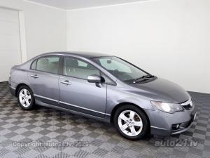 Pelēks Honda Civic 2011 Tallina, ar dzinēja tilpumu 1.80 L un nobraukumu 286 tūkst. km par 1899 €, foto  vietnē AUTOMOTO.COM.LV