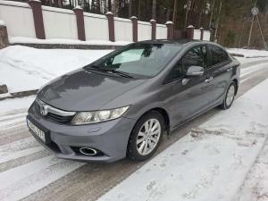 Grey Honda Civic 2012 in Vilnius, with an engine capacity of 1.80 L and mileage of 184 thousand km for 5200 €, photo  on AUTOMOTO.COM.LV