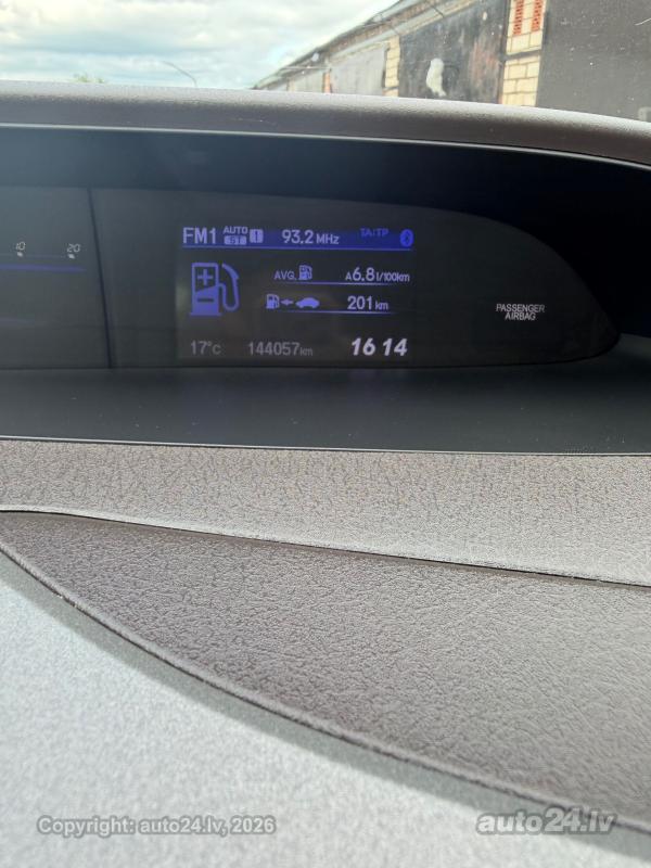 Pelēks Honda Civic 2012 Narva, ar dzinēja tilpumu 1.80 L un nobraukumu 144 tūkst. km par 7000 €, foto 7 vietnē AUTOMOTO.COM.LV