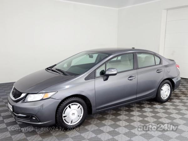 Pelēks Honda Civic 2013 Tallina, ar dzinēja tilpumu 1.80 L un nobraukumu 277 tūkst. km par 2499 €, foto 2 vietnē AUTOMOTO.COM.LV