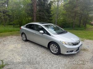 Grey Honda Civic 2013 in Tallinn, with an engine capacity of 1.80 L and mileage of 157 thousand km for 5300 €, photo 7 on AUTOMOTO.COM.LV