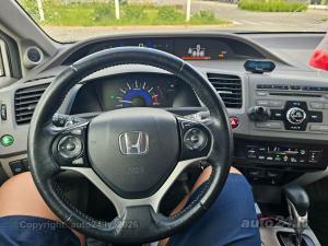 Pelēks Honda Civic 2013 Tartu, ar dzinēja tilpumu 1.80 L un nobraukumu 107 tūkst. km par 7900 €, foto 8 vietnē AUTOMOTO.COM.LV