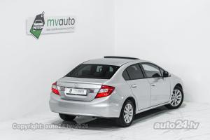 Grey Honda Civic 2013 in Tallinn, with an engine capacity of 1.80 L and mileage of 157 thousand km for 6990 €, photo 3 on AUTOMOTO.COM.LV