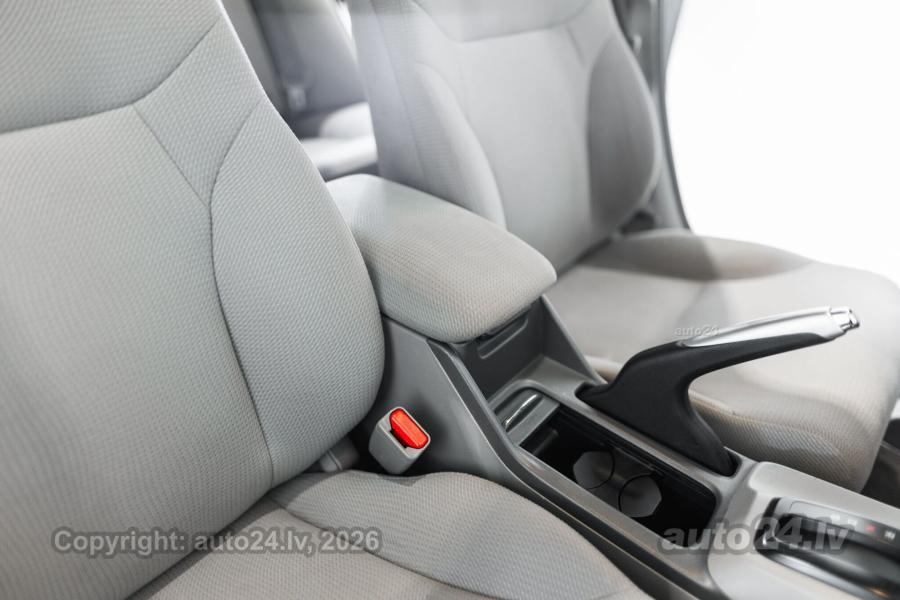 Grey Honda Civic 2013 in Tallinn, with an engine capacity of 1.80 L and mileage of 157 thousand km for 6990 €, photo 23 on AUTOMOTO.COM.LV