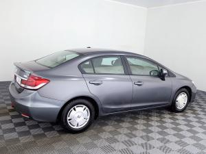 Grey Honda Civic 2013 in Tallinn, with an engine capacity of 1.80 L and mileage of 277 thousand km for 2099 €, photo 12 on AUTOMOTO.COM.LV