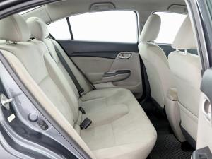 Grey Honda Civic 2013 in Tallinn, with an engine capacity of 1.80 L and mileage of 277 thousand km for 2099 €, photo 16 on AUTOMOTO.COM.LV