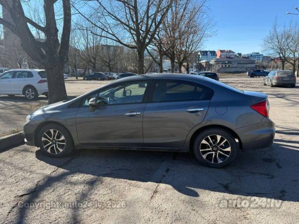Pelēks Honda Civic 2014 Tallina, ar dzinēja tilpumu 1.80 L un nobraukumu 153 tūkst. km par 7800 €, foto 2 vietnē AUTOMOTO.COM.LV