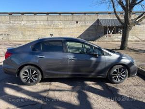 Pelēks Honda Civic 2014 Tallina, ar dzinēja tilpumu 1.80 L un nobraukumu 153 tūkst. km par 7800 €, foto 7 vietnē AUTOMOTO.COM.LV
