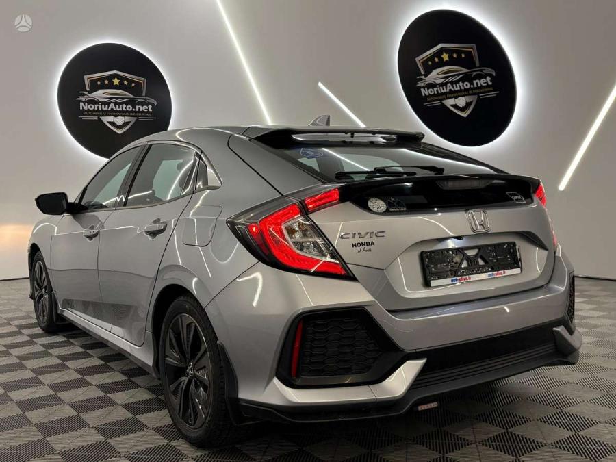 Grey Honda Civic 2017 in Marijampole, with an engine capacity of 1.50 L and mileage of 149 thousand km for 9650 €, photo 31 on AUTOMOTO.COM.LV