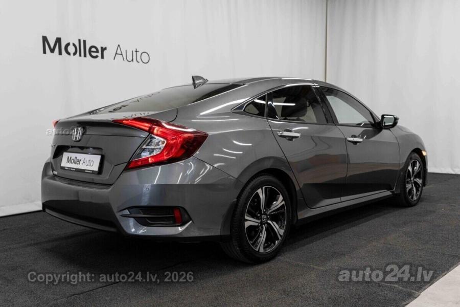Grey Honda Civic 2018 in Tallinn, with an engine capacity of 1.50 L and mileage of 121 thousand km for 14500 €, photo 6 on AUTOMOTO.COM.LV