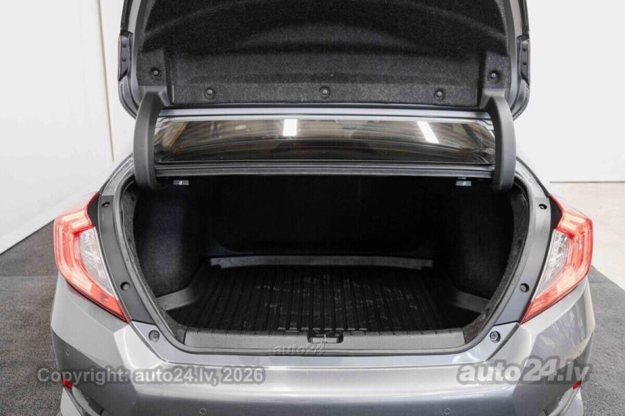 Grey Honda Civic 2018 in Tallinn, with an engine capacity of 1.50 L and mileage of 121 thousand km for 14500 €, photo 17 on AUTOMOTO.COM.LV
