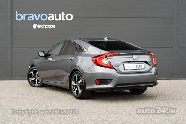 Grey Honda Civic 2019 in Tartu, with an engine capacity of 1.50 L and mileage of 160 thousand km for 14900 €, photo 7 on AUTOMOTO.COM.LV
