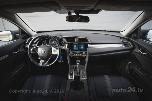 Grey Honda Civic 2019 in Tartu, with an engine capacity of 1.50 L and mileage of 160 thousand km for 14900 €, photo 10 on AUTOMOTO.COM.LV