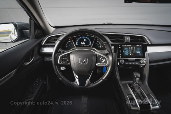 Grey Honda Civic 2019 in Tartu, with an engine capacity of 1.50 L and mileage of 160 thousand km for 14900 €, photo 11 on AUTOMOTO.COM.LV