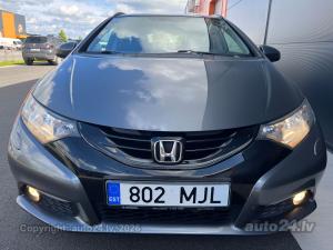 Grey Honda Civic 2014 in Kuressaare, with an engine capacity of 1.80 L and mileage of 121 thousand km for 8390 €, photo 3 on AUTOMOTO.COM.LV