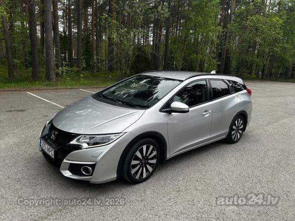 Pelēks Honda Civic 2015 Tallina, ar dzinēja tilpumu 1.80 L un nobraukumu 155 tūkst. km par 8900 €, foto 1 vietnē AUTOMOTO.COM.LV