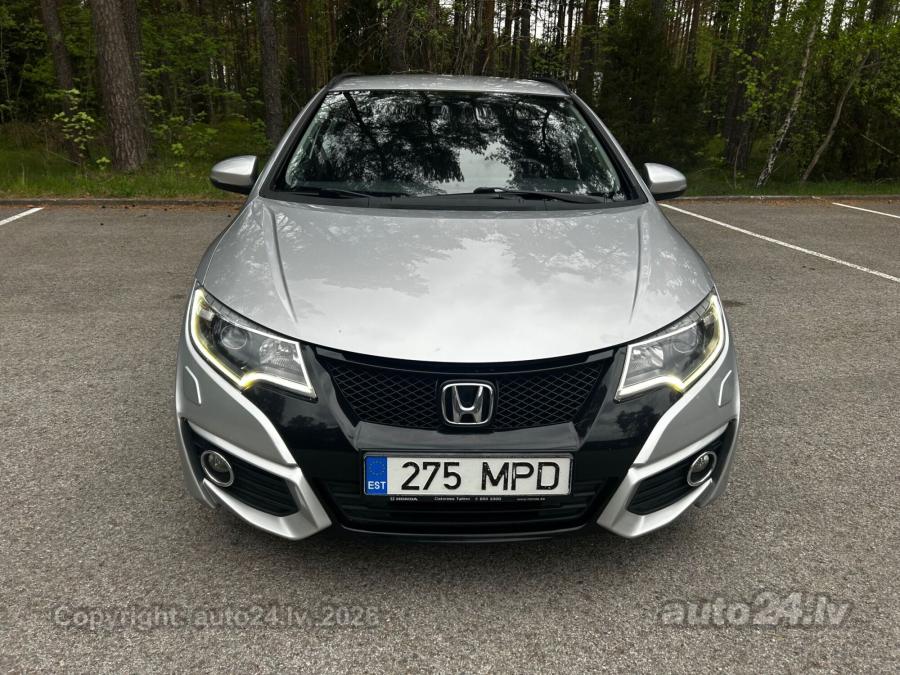 Pelēks Honda Civic 2015 Tallina, ar dzinēja tilpumu 1.80 L un nobraukumu 155 tūkst. km par 8900 €, foto 5 vietnē AUTOMOTO.COM.LV