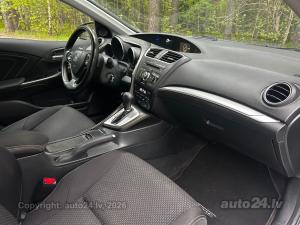 Pelēks Honda Civic 2015 Tallina, ar dzinēja tilpumu 1.80 L un nobraukumu 155 tūkst. km par 8900 €, foto 7 vietnē AUTOMOTO.COM.LV