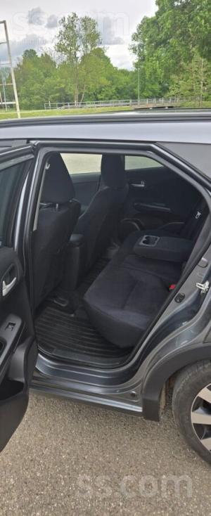 Grey Honda Civic 2015 in Jekabpils, with an engine capacity of 1.80 L and mileage of 169 thousand km for 8800 €, photo 15 on AUTOMOTO.COM.LV