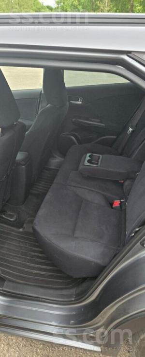 Grey Honda Civic 2015 in Jekabpils, with an engine capacity of 1.80 L and mileage of 169 thousand km for 8800 €, photo 16 on AUTOMOTO.COM.LV