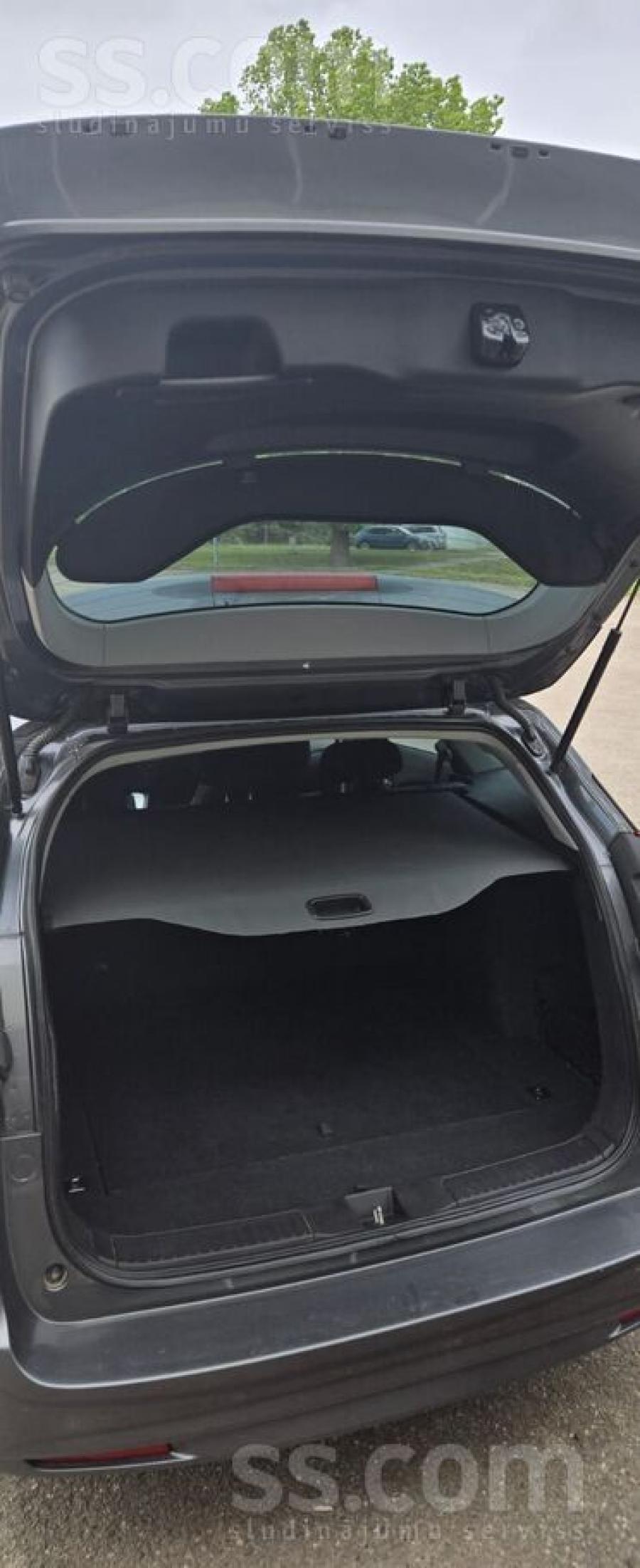 Grey Honda Civic 2015 in Jekabpils, with an engine capacity of 1.80 L and mileage of 169 thousand km for 8800 €, photo 19 on AUTOMOTO.COM.LV