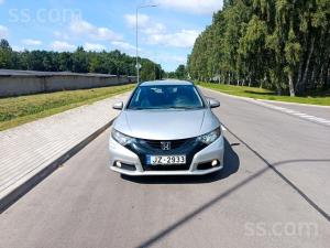 Grey Honda Civic 2015 in Daugavpils, with an engine capacity of 1.80 L and mileage of 168 thousand km for 9700 €, photo  on AUTOMOTO.COM.LV