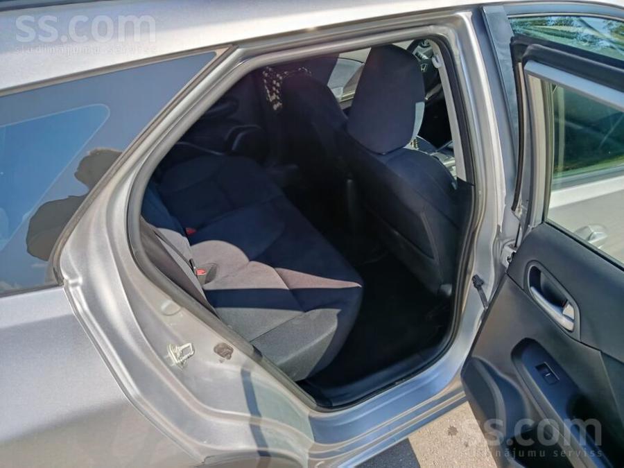 Pelēks Honda Civic 2015 Daugavpils, ar dzinēja tilpumu 1.80 L un nobraukumu 168 tūkst. km par 9700 €, foto 14 vietnē AUTOMOTO.COM.LV