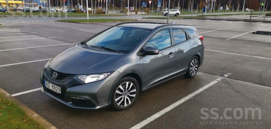 Pelēks Honda Civic 2015 Rīga, ar dzinēja tilpumu 1.60 L un nobraukumu 192 tūkst. km par 7300 €, foto 1 vietnē AUTOMOTO.COM.LV