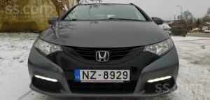Pelēks Honda Civic 2015 Rīga, ar dzinēja tilpumu 1.60 L un nobraukumu 192 tūkst. km par 7300 €, foto 4 vietnē AUTOMOTO.COM.LV