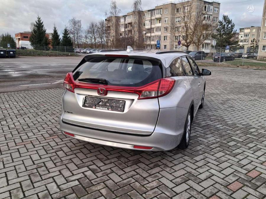 Pelēks Honda Civic 2016 Radviliškis, ar dzinēja tilpumu 1.60 L un nobraukumu 210 tūkst. km par 5850 €, foto 11 vietnē AUTOMOTO.COM.LV