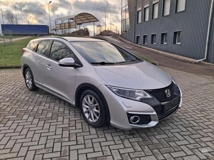 Pelēks Honda Civic 2016 Radviliškis, ar dzinēja tilpumu 1.60 L un nobraukumu 210 tūkst. km par 5850 €, foto 15 vietnē AUTOMOTO.COM.LV