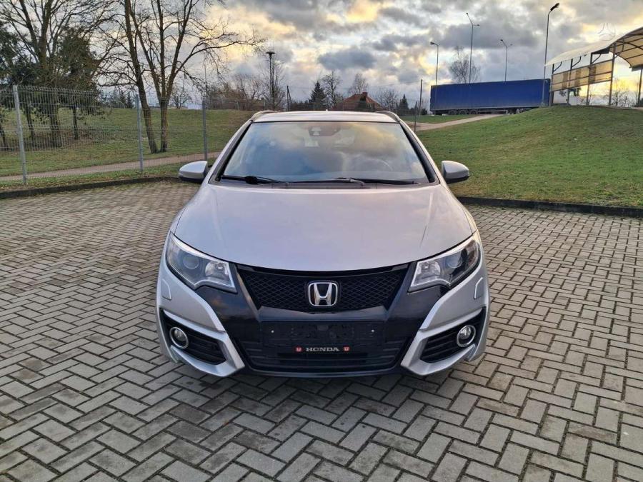 Pelēks Honda Civic 2016 Radviliškis, ar dzinēja tilpumu 1.60 L un nobraukumu 210 tūkst. km par 5850 €, foto 16 vietnē AUTOMOTO.COM.LV