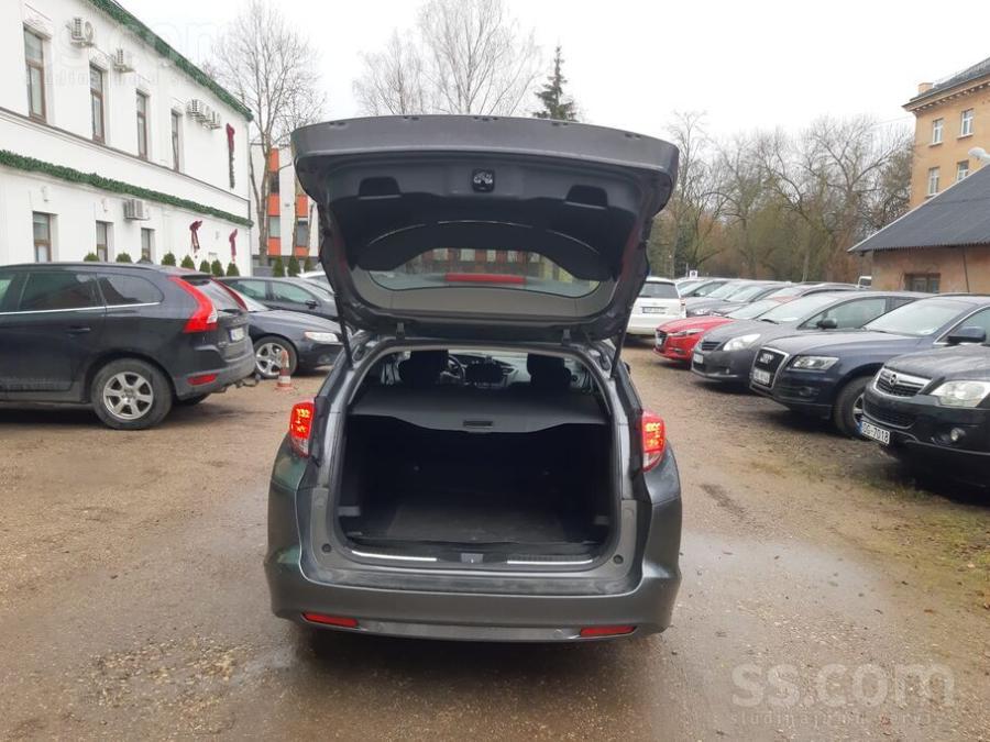 Pelēks Honda Civic 2016 Daugavpils, ar dzinēja tilpumu 1.60 L un nobraukumu 0 tūkst. km par 8250 €, foto 24 vietnē AUTOMOTO.COM.LV