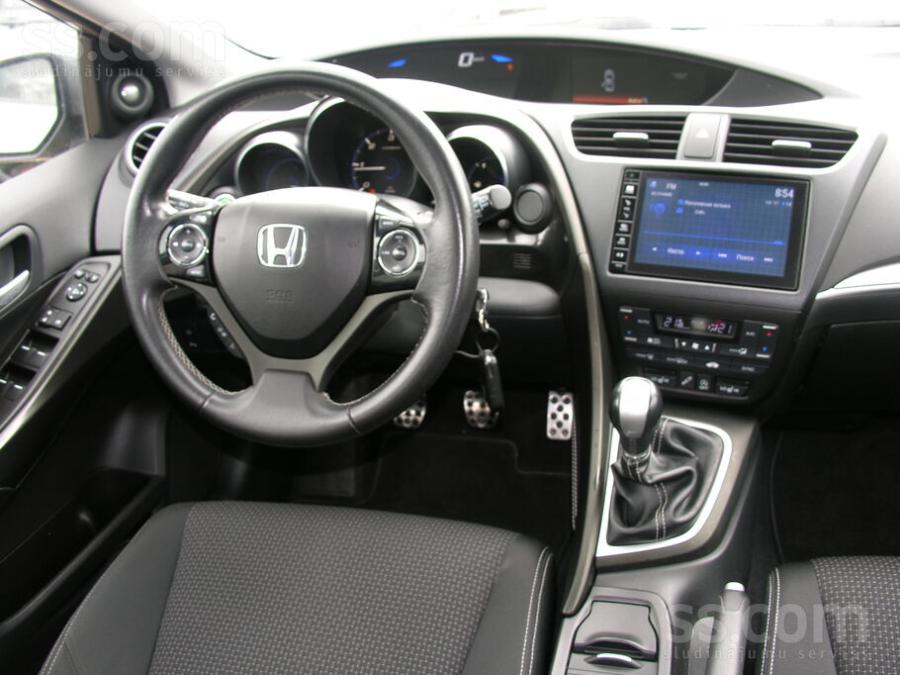 Pelēks Honda Civic 2016 Rīga, ar dzinēja tilpumu 1.60 L un nobraukumu 228 tūkst. km par 8250 €, foto 16 vietnē AUTOMOTO.COM.LV