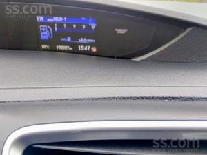 Grey Honda Civic 2017 in Riga, with an engine capacity of 1.60 L and mileage of 194 thousand km for 9500 €, photo 6 on AUTOMOTO.COM.LV