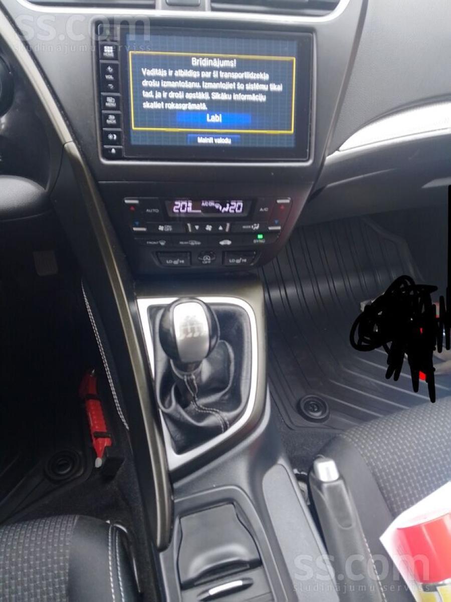 Grey Honda Civic 2017 in Riga, with an engine capacity of 1.60 L and mileage of 194 thousand km for 9500 €, photo 8 on AUTOMOTO.COM.LV
