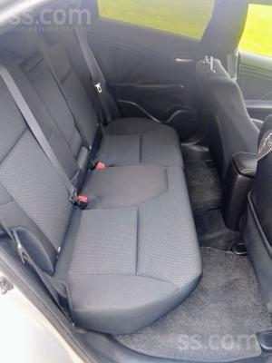 Grey Honda Civic 2017 in Riga, with an engine capacity of 1.60 L and mileage of 194 thousand km for 9500 €, photo 10 on AUTOMOTO.COM.LV