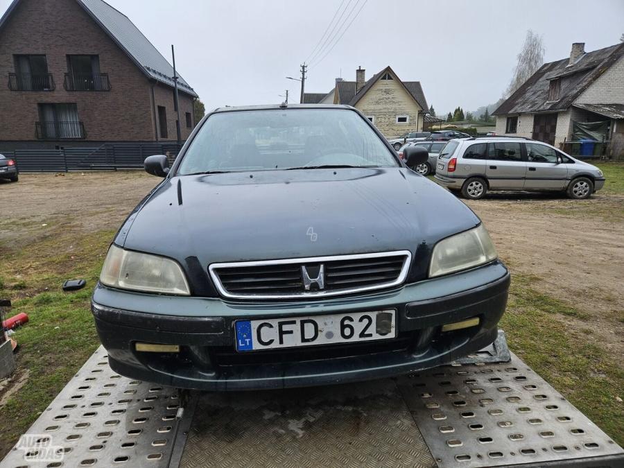 Honda Civic 1997 in Prienai, with an engine capacity of 1.40 L and mileage of 222 thousand km for 499 €, photo 3 on AUTOMOTO.COM.LV