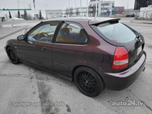 Honda Civic 1999 Tallina, ar dzinēja tilpumu 1.40 L un nobraukumu 0 tūkst. km par 3900 €, foto 2 vietnē AUTOMOTO.COM.LV
