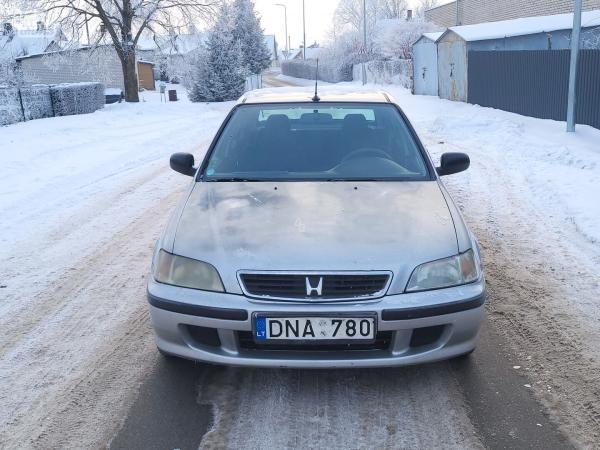 Honda Civic 2000 in Radviliskis, with an engine capacity of 1.50 L and mileage of 168 thousand km for 799 €, photo 3 on AUTOMOTO.COM.LV